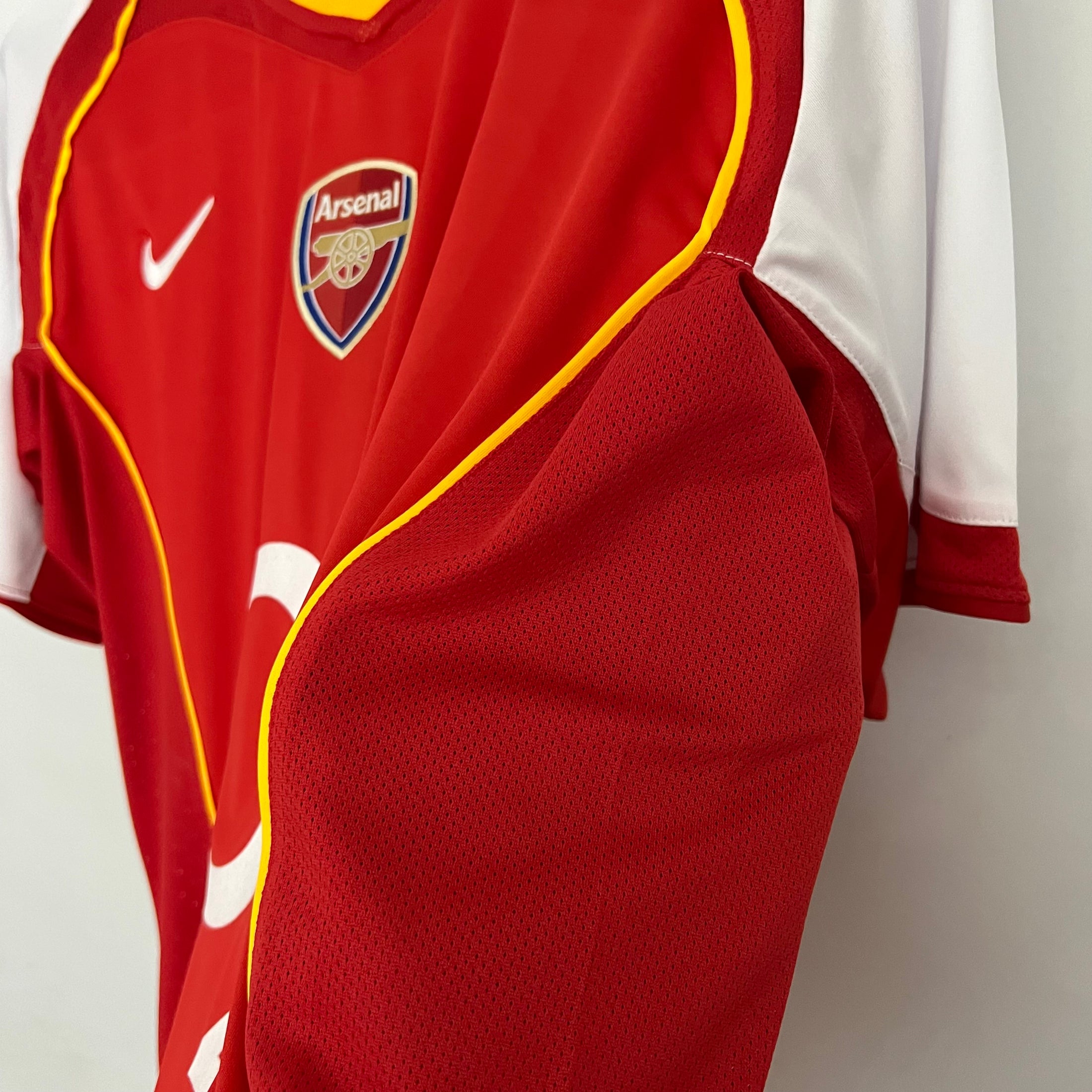 Arsenal 2004/05 Home Jersey – Retros League
