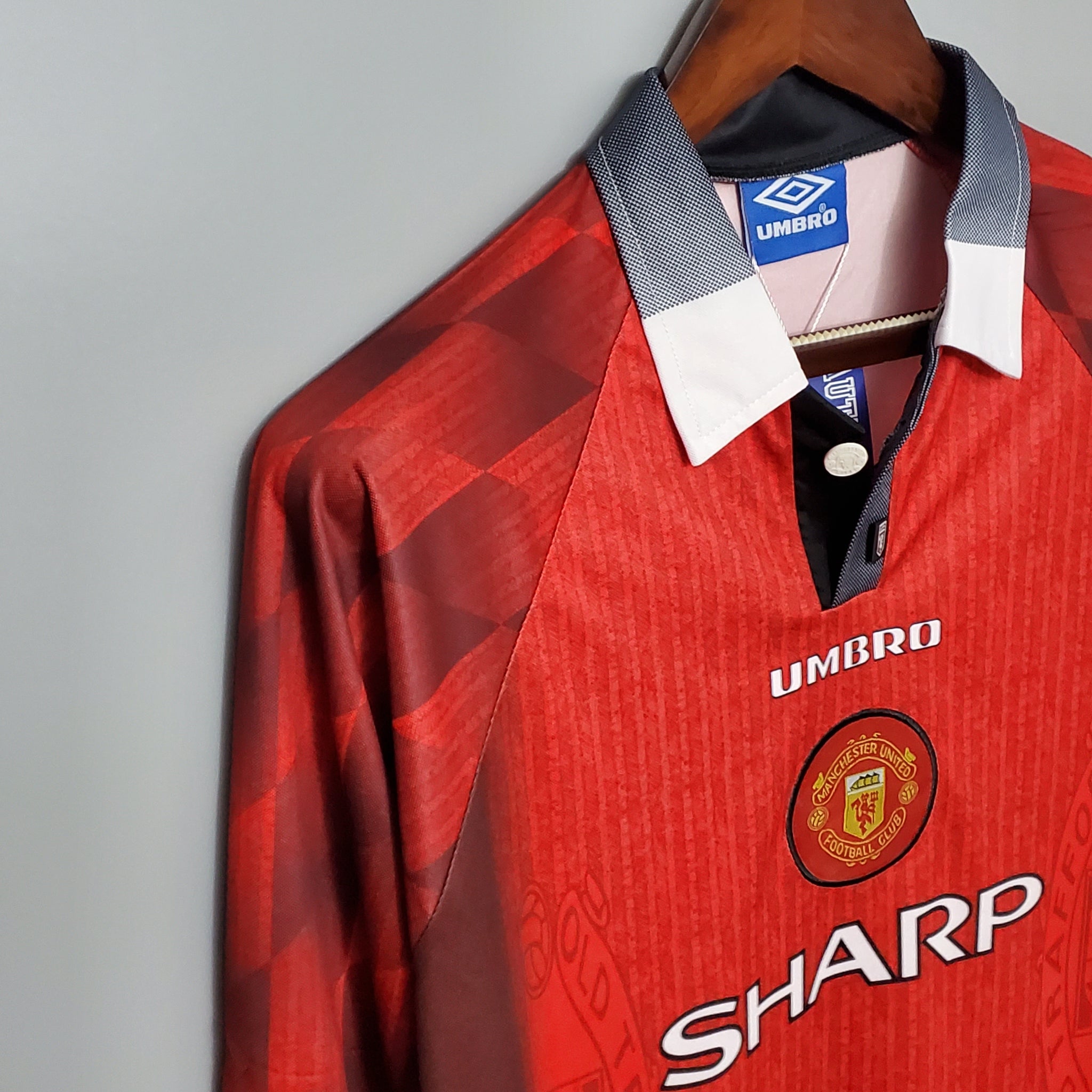 Manchester United 1996 Home Jersey - Long Sleeve – Retros League