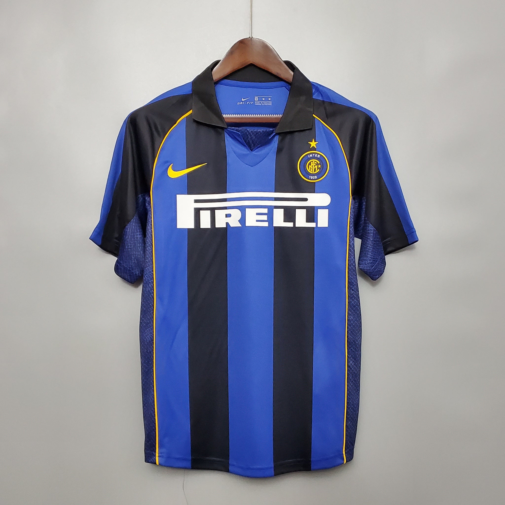 Inter 2001/02 Home Jersey – Retros League
