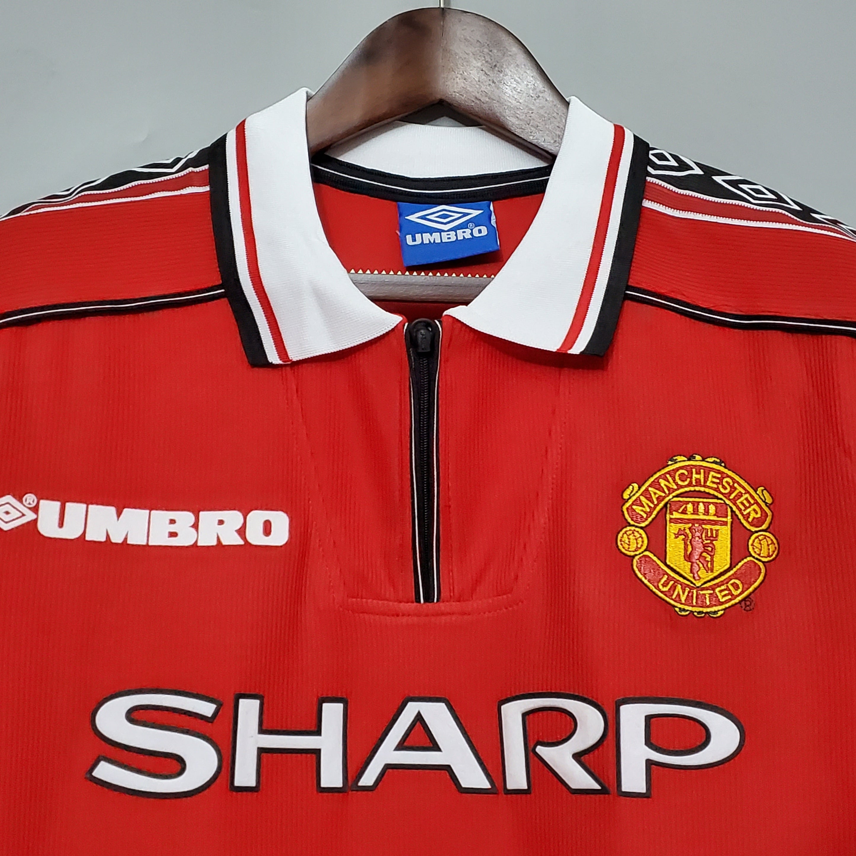 Manchester United 1998/99 Home Jersey – Retros League